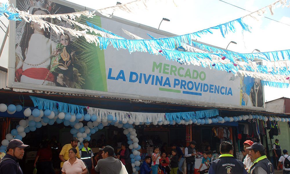 Mercado La Divina Providencia en zona 1 de Mixco esta fiesta ...