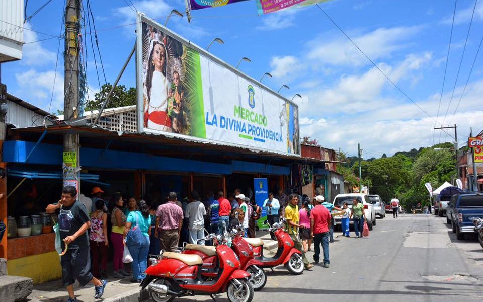 38 aniversario del Mercado “Divina Providencia” en zona 1 de Mixco ...